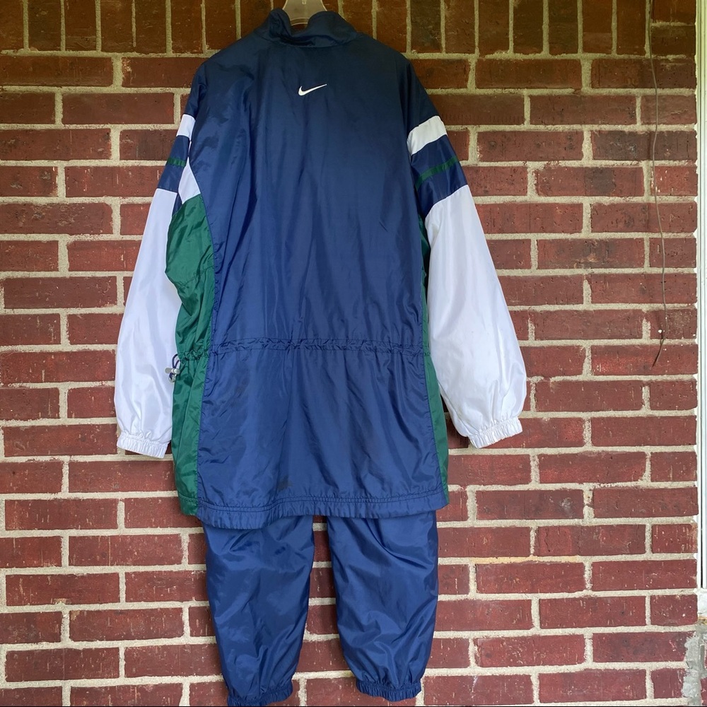 Vintage Nike 2 Piece Women 16-18 Windbreaker Suit Wit… - Gem